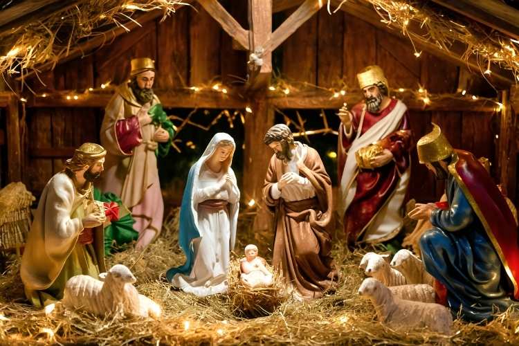 The Origins of 30 Christmas Traditions We Celebrate Today | Holiday Smart